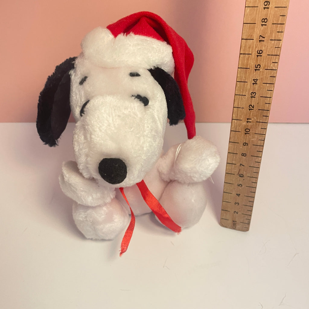 Vintage Snoopy In Santa Hat Plush – Love From Random